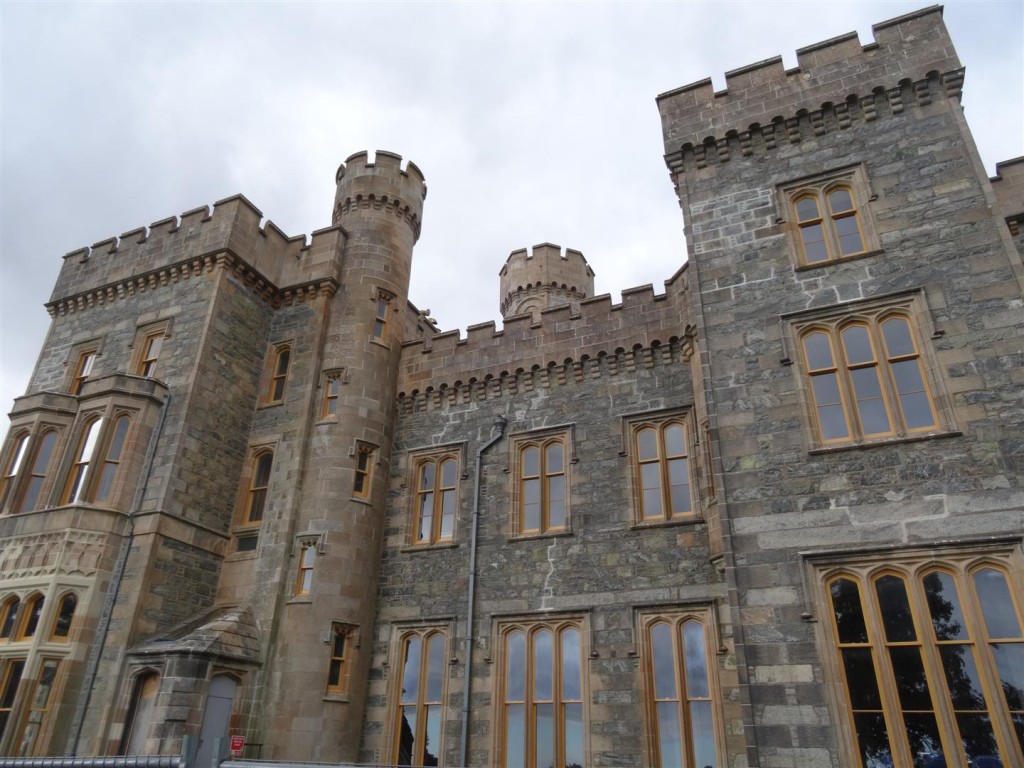The Long Way to Lews Castle - Castlephile Travels